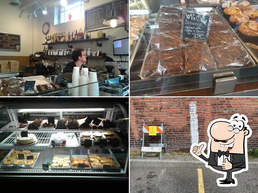 Corina Bakery in Tacoma - Restaurant menu and reviews