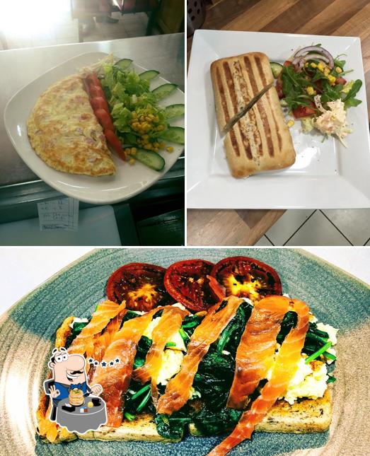 Junction Café & bistro, Watford - Restaurant menu, prices and reviews