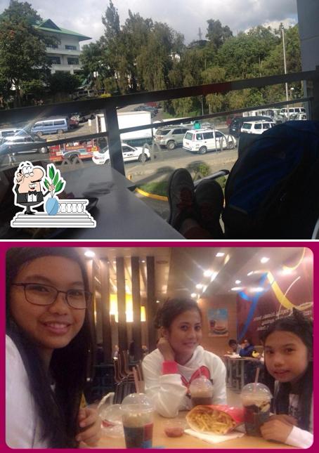 McDonald's restaurant, Baguio, Legarda Rd