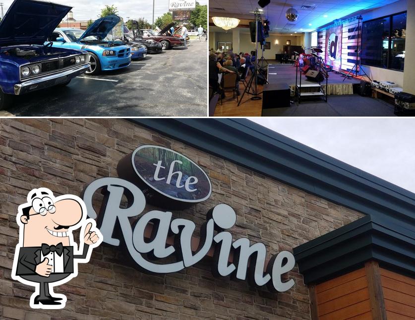 The Ravine Pub, Grill & Banquet Hall, Green Bay - Restaurant menu ...