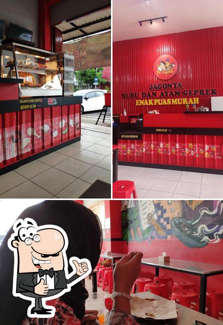 Ayam Geprek Mr Suprek Pucang restaurant, Surabaya - Restaurant reviews