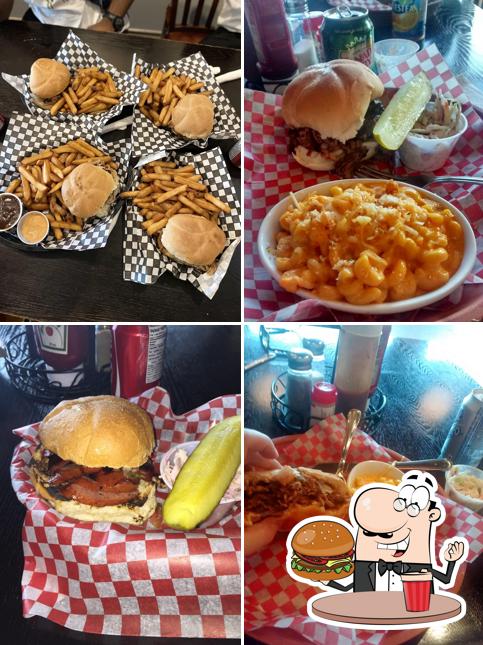 Pig Out BBQ, 780 Kingston Rd #6 in Pickering - Restaurant menu and reviews