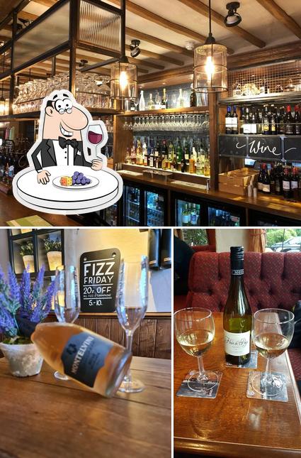 Flower Pot, Macclesfield, 1 Congleton Rd in Macclesfield - Restaurant ...