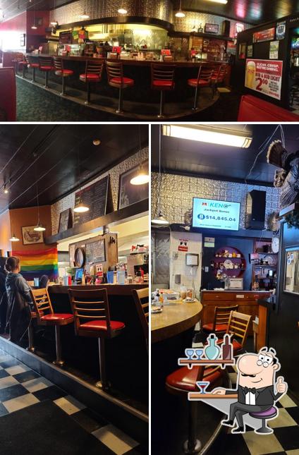 Labor Temple Diner & Bar, Astoria - Restaurant menu, prices and reviews