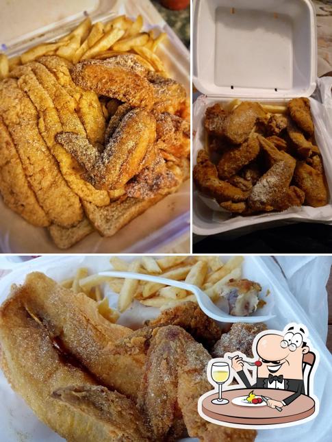 Snapper's Fish & Chicken, Miami Gardens - Restaurant menu, prices and ...