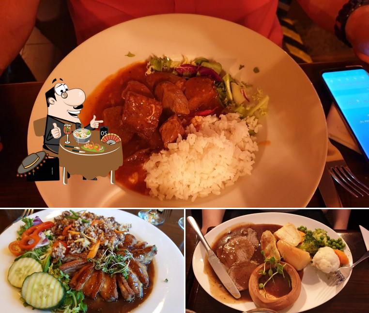 Golden Fox, Sturminster Marshall - Restaurant menu, prices and reviews