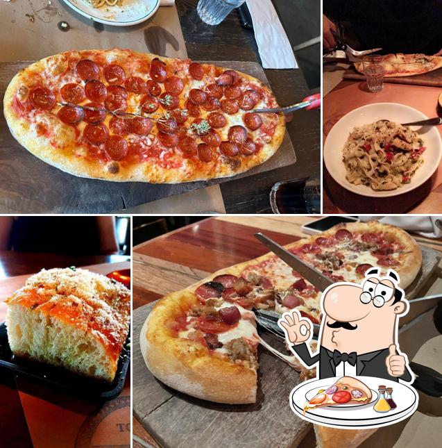 Scaddabush Italian Kitchen & Bar Square One, Mississauga - Restaurant ...