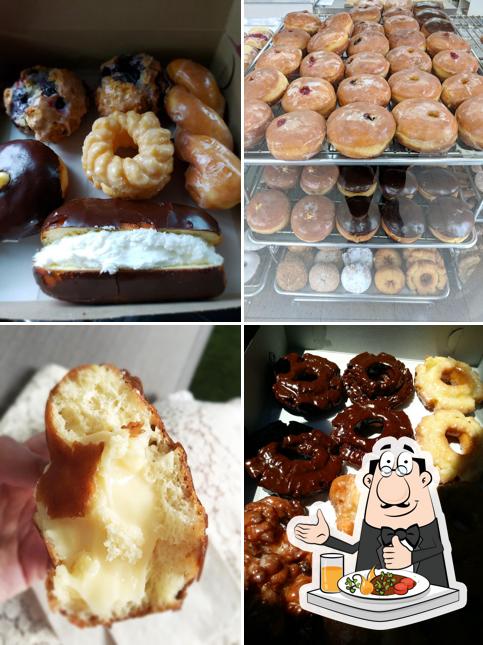 Top 7 restaurants with hot dogs in Bellevue, september 2025 ...