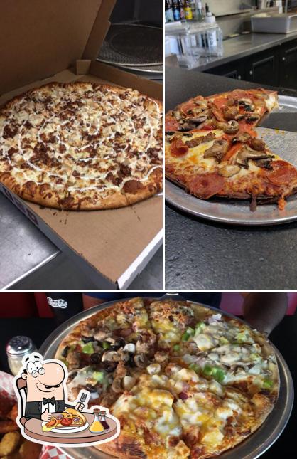 Zesty Zzeeks Pizza & Wings in Phoenix - Restaurant menu and reviews