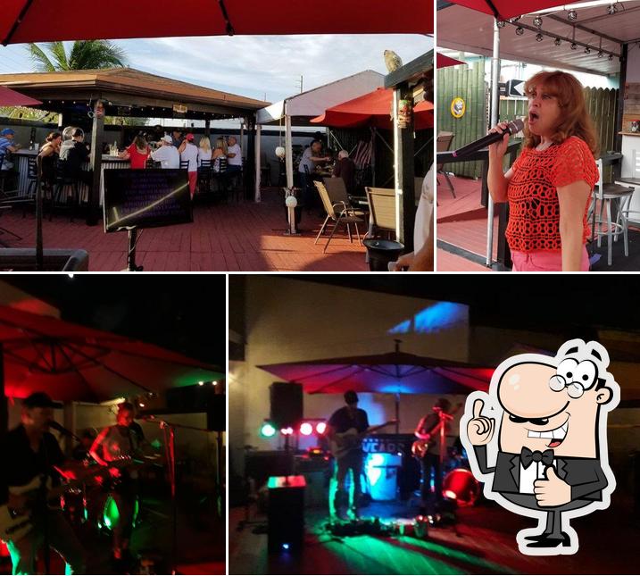 Some Place Else Tiki Bar, Hollywood - Restaurant menu, prices and reviews