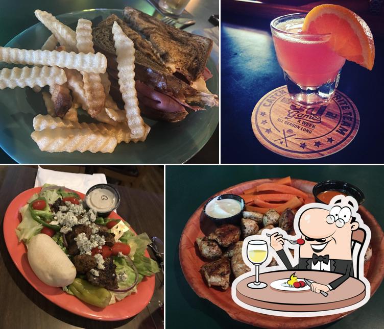 Varsity Club Sports Bar and Grille in Clearwater - Restaurant reviews