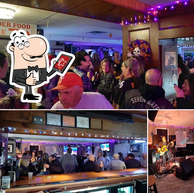 Black and Brew Bar and Grill, Syracuse - Restaurant menu, prices and ...