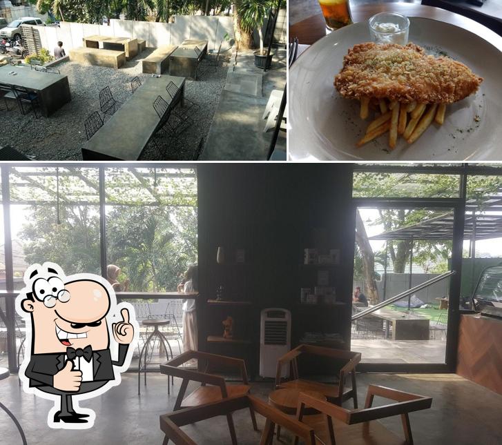 Moment Coffee & Space restaurant, Semarang - Restaurant reviews
