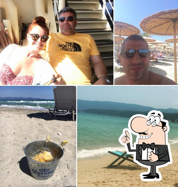 Beach Bar Legend, Nea Roda - Restaurant reviews