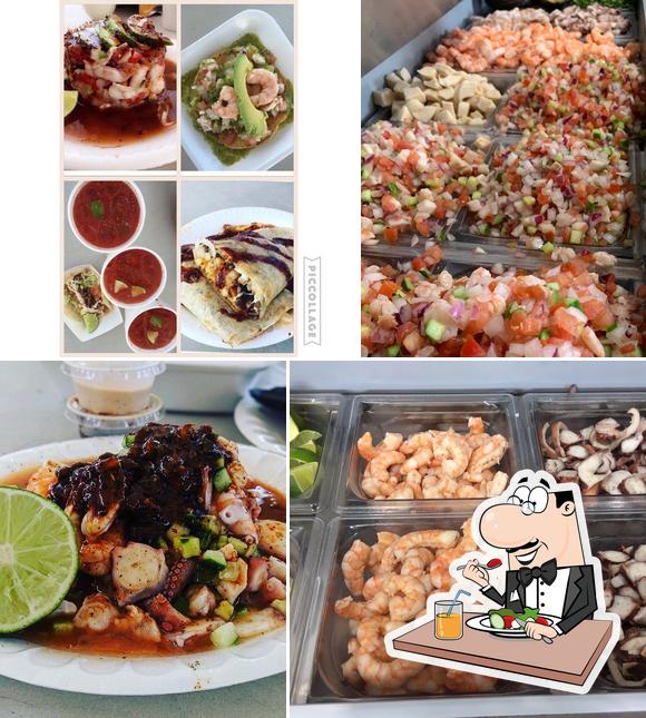 Mariscos Tocho, 11267 Alameda St in Lynwood - Restaurant reviews