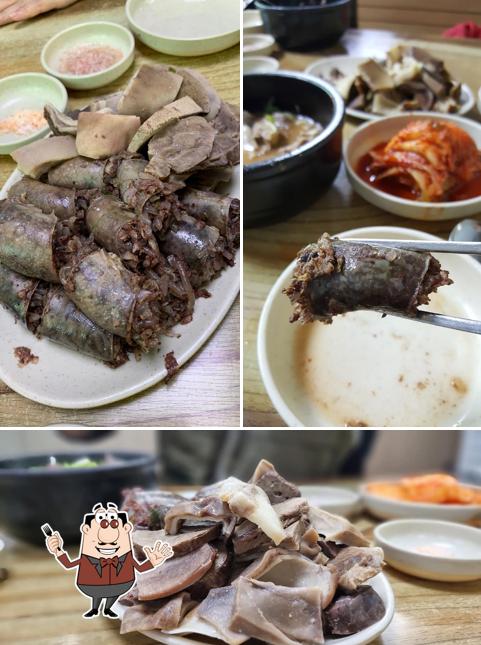 Park Sunja Ahwoonae Korean Sausage restaurant, Cheonan-si - Restaurant ...