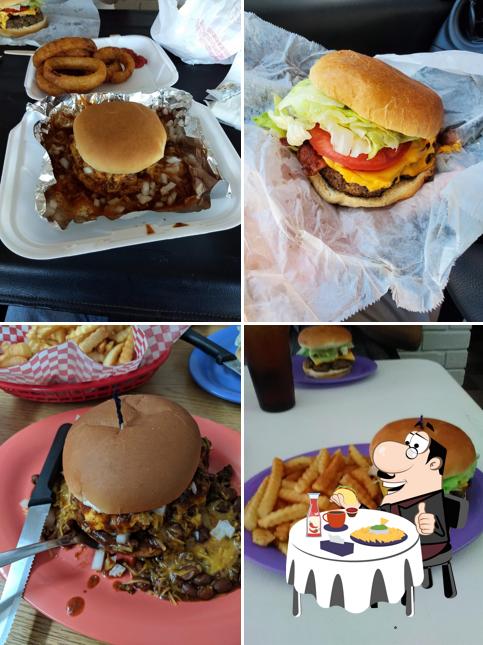 Small's Drive In in Athens - Restaurant menu and reviews