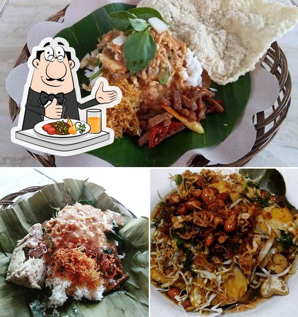 Pecel JEGO - Lesehan sego pecel Madiun jogja restaurant, Yogyakarta ...
