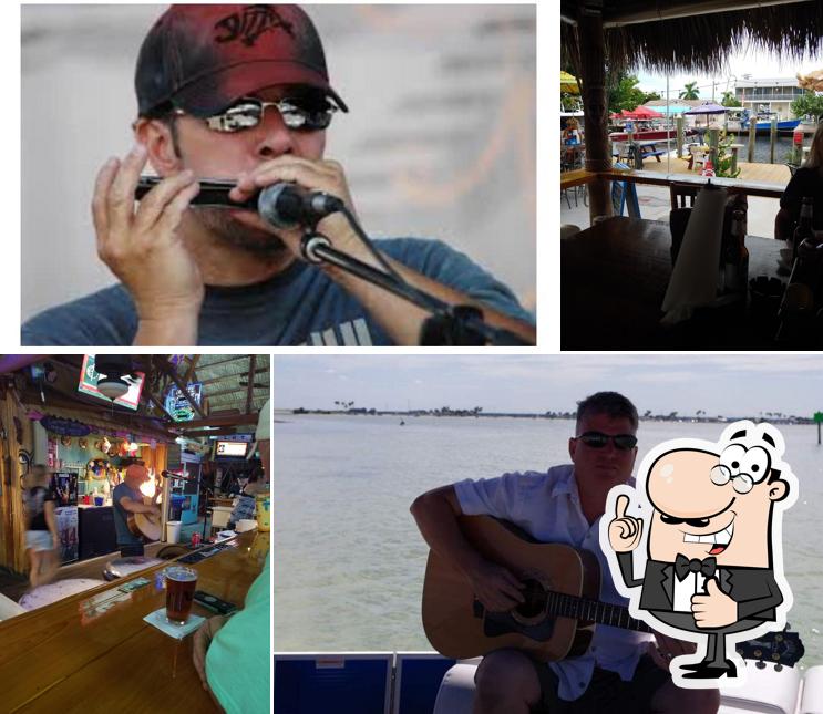 Low Key Tiki in Saint James City - Restaurant menu and reviews