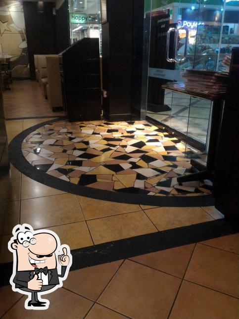 Pizza Hut Restoran - Java Supermall Semarang restaurant, Semarang ...