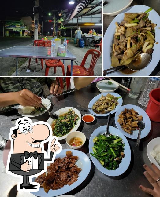 ร้านข้าวต้ม 200 ปี restaurant, Photharam - Restaurant reviews