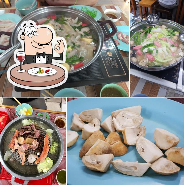 ซุ้ม2หมูจุ่มหน้าวัฒโน restaurant, Chiang Mai - Restaurant reviews