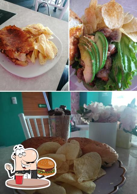 Emilia Café, Acapulco - Menú del restaurante, precios y reseñas
