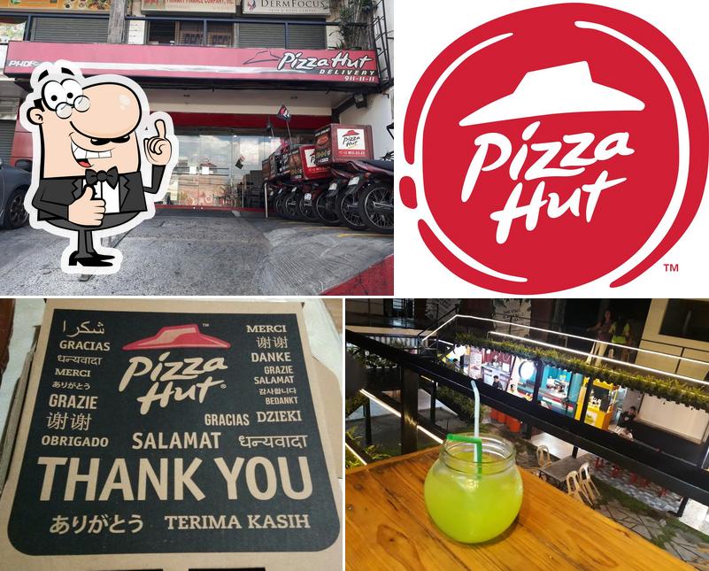 Pizza Hut pizzeria, Quezon City, Pizza Hut FEU Fairview - Restaurant ...