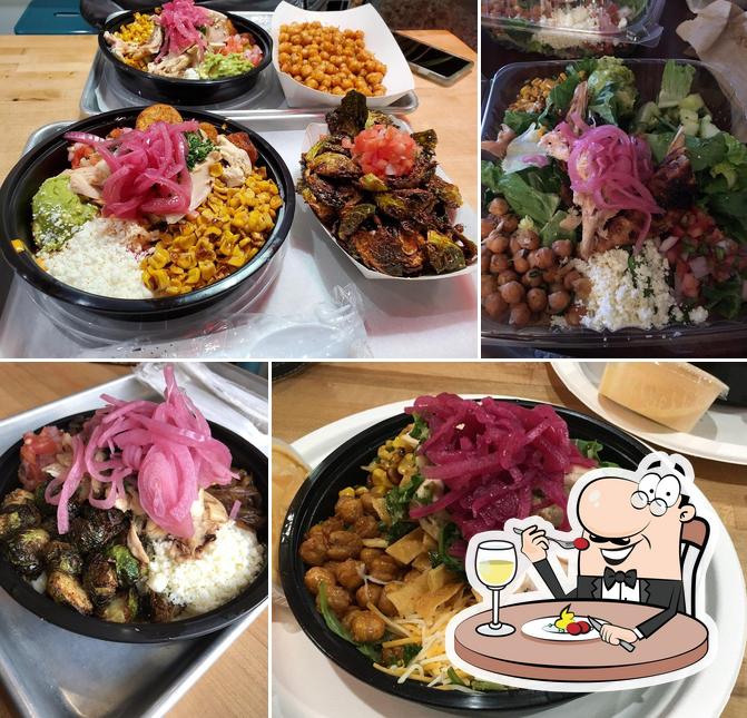 El Pollo Guapo, 1044 Main St in Newington - Restaurant menu and reviews