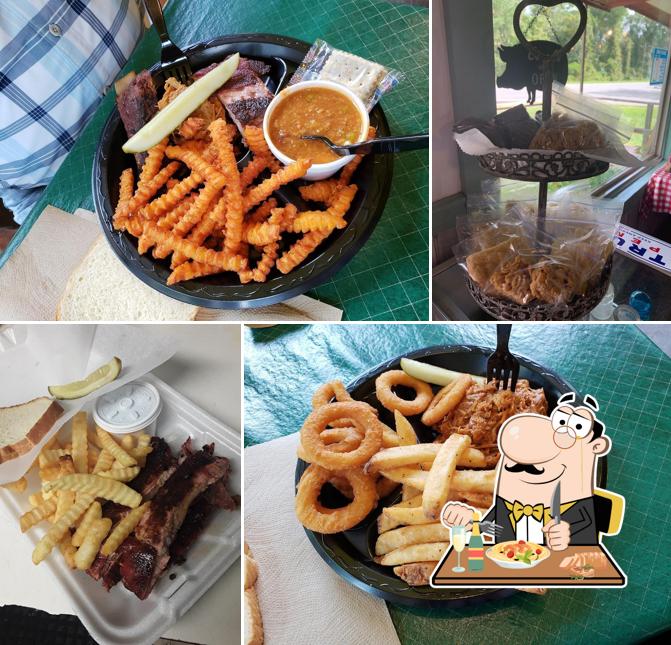 Hutto's BBQ & Grill, 943 GA-32 in USA - Restaurant menu and reviews