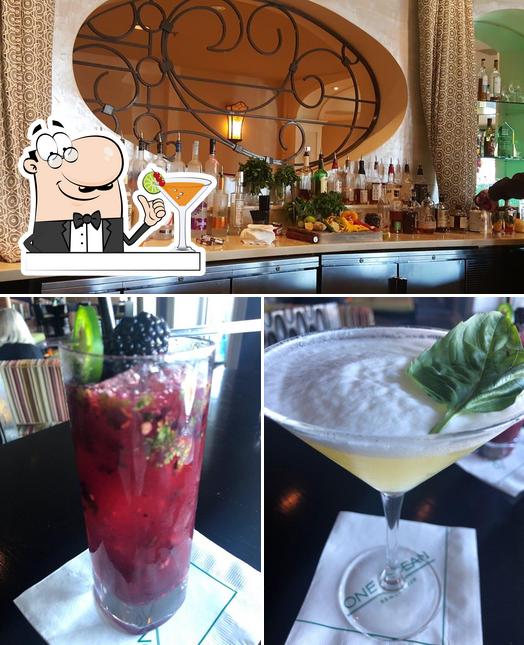 One Ocean Bar in Atlantic Beach - Restaurant menu and reviews
