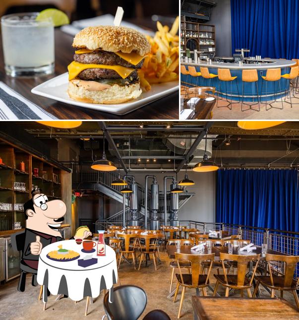 Fringe Bar in Philadelphia - Restaurant menu and reviews