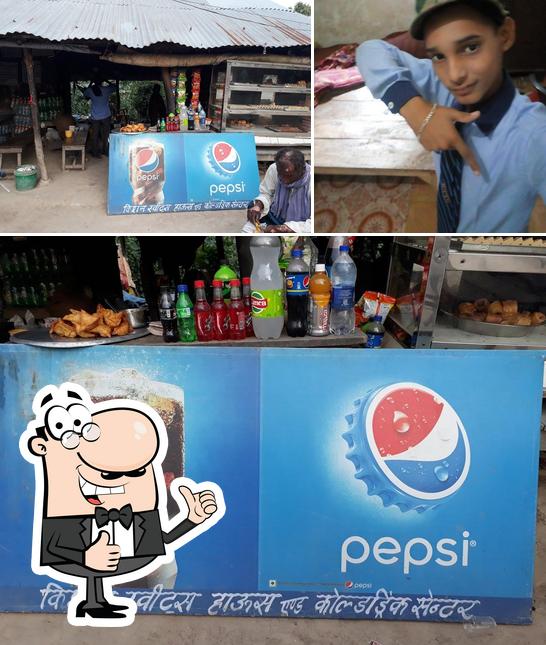 Kishan Saini Sweets House And ColdDrink center, Jahangir Ganj Market ...