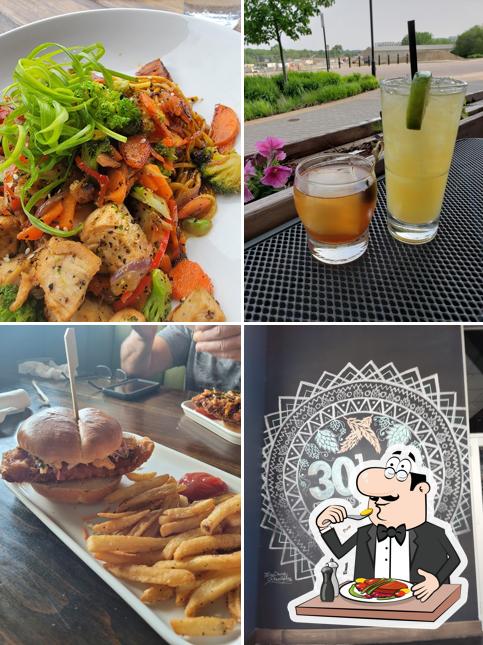 30hop, Cedar Rapids - Restaurant menu, prices and reviews