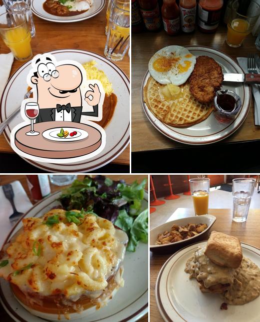 Fat's Chicken and Waffles, Seattle - Restaurant menu, prices and reviews