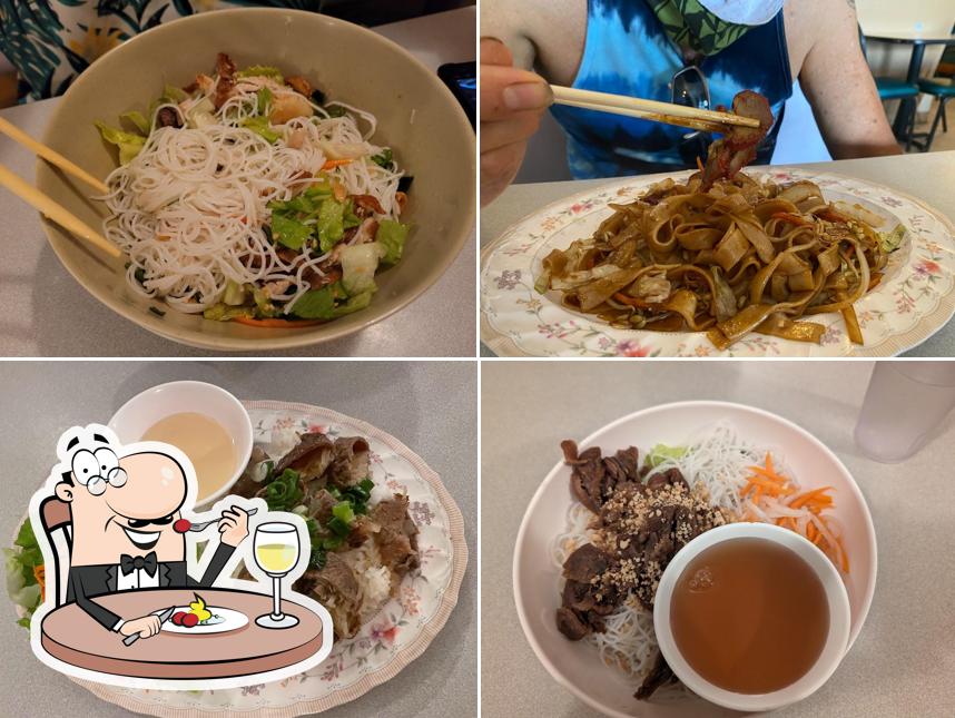 Hilo Rice Noodle Soup, Hilo - Restaurant menu, prices and reviews