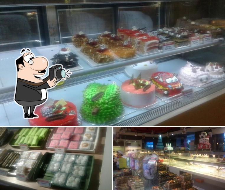 Cake Boss, Surabaya - Restaurant menu, prices and reviews