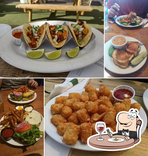 Limelight Bar & Café in Sacramento - Restaurant menu and reviews