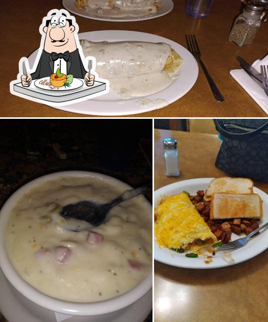 The Carriage Restaurant & Lounge, Longview - Restaurant menu, prices ...