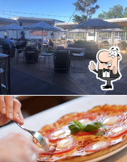 Tacking Point Tavern, 102a Ocean Dr in Port Macquarie - Restaurant reviews