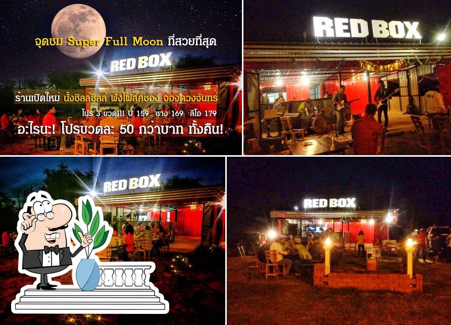 RED BOX Bar, Song Plueai - Restaurant reviews