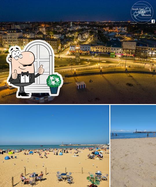 Beach Bar in Margate - Restaurant reviews