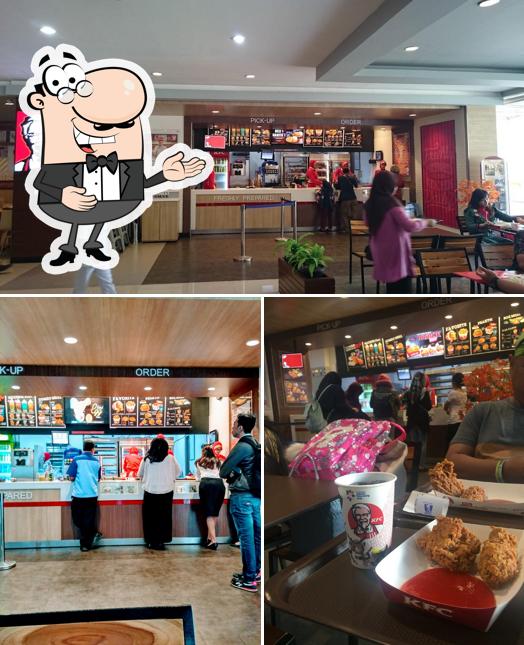 KFC restaurant, East Jakarta, Jl. Komodor Halim Perdana Kusuma ...
