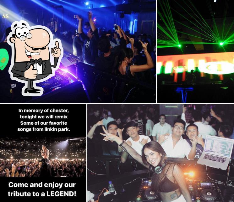 Titanium Club, Batam - Restaurant reviews