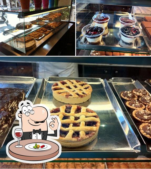 Traditional bakery, Thessaloniki, Leof. Vasilissis Olgas 115 ...