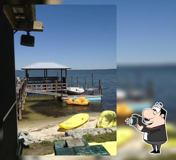 Top 5 restaurants with vegan burgers in Tavares, january 2026 ...