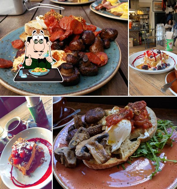 Federal Cafe Bar, Manchester - Restaurant menu, prices and reviews