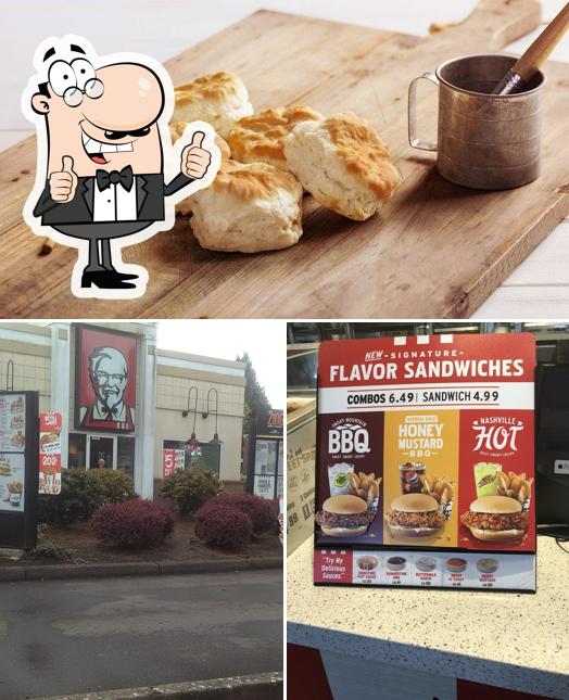 KFC, 2575 Olympic St in Springfield - Restaurant menu and reviews