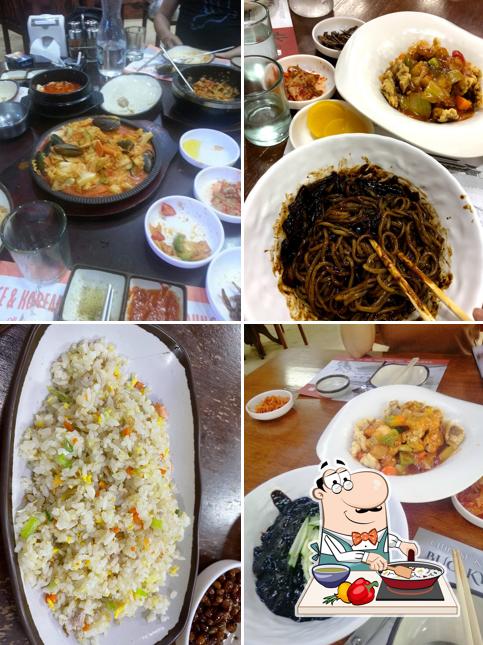 Buk Gyeong Korean-Chinese Restaurant, Manila - Restaurant menu, prices ...
