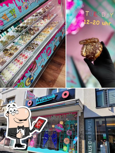 Freshnuts store